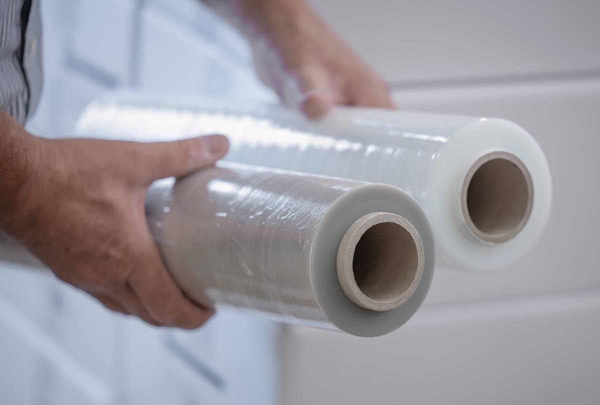 Hand Stretch Film | Trioworld North America