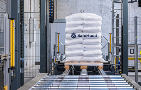 Introducing SafeHood – the next-generation stretch hoods